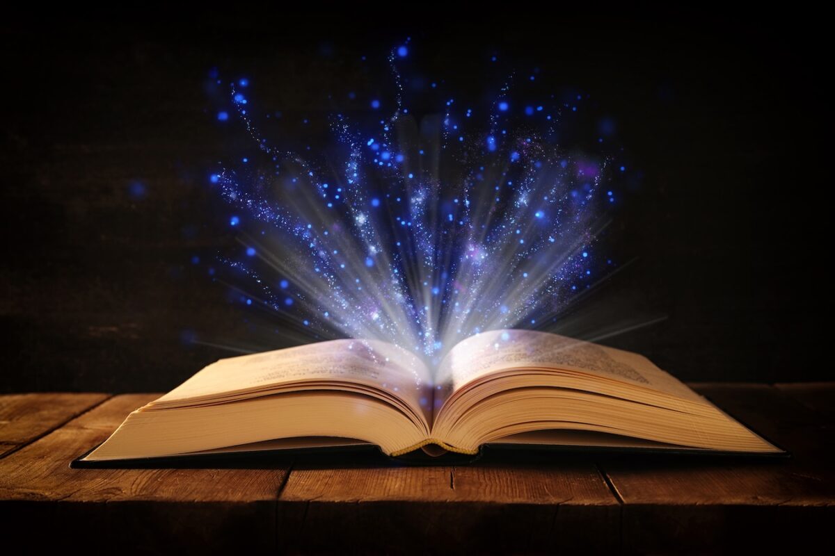 Books to Read this Summer for Fantasy Lovers | Piqosity