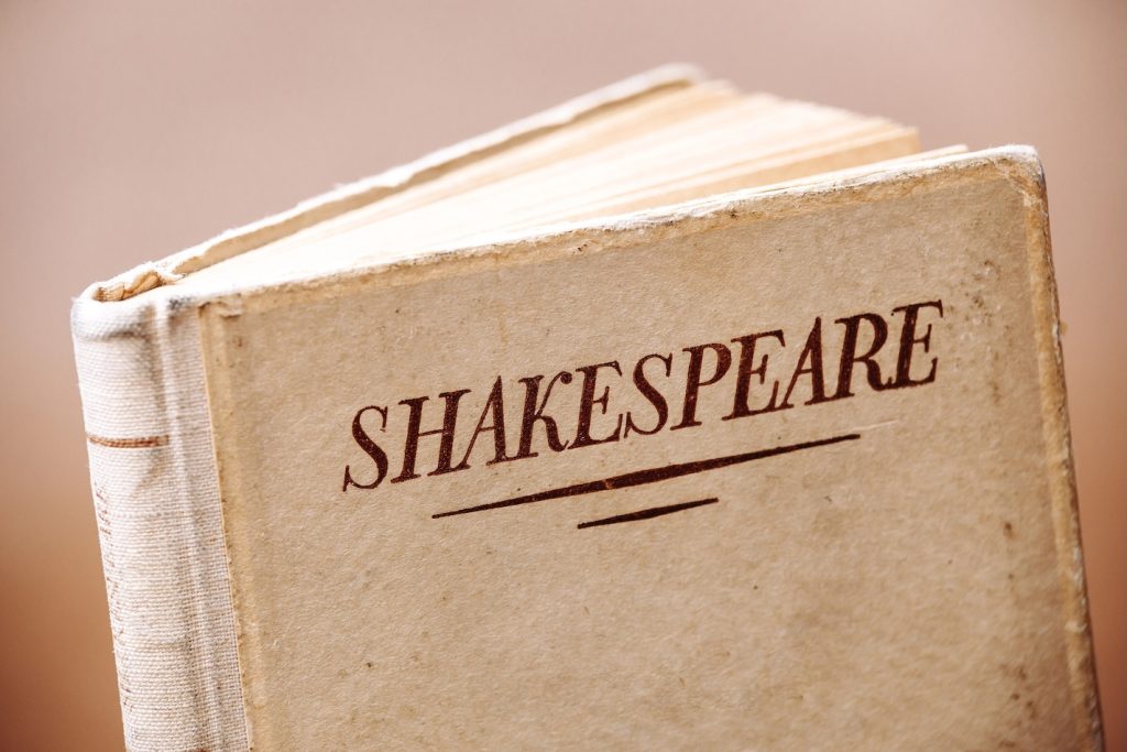 Shakespeare Quotes that Became Modern Sayings | Piqosity